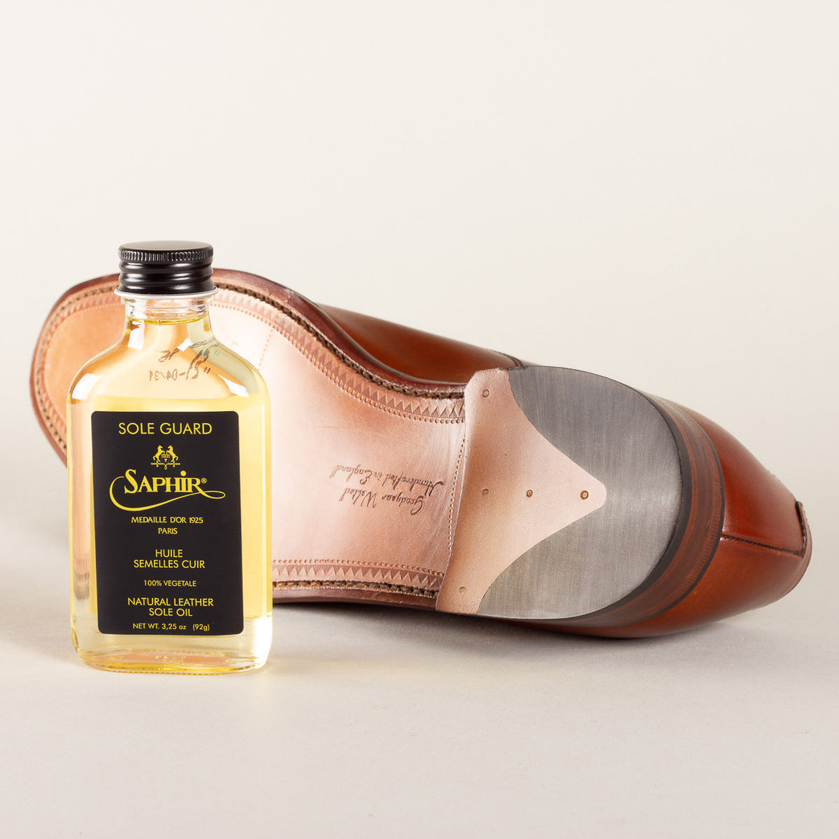 Saphir Médaille d'Or shoe polish colour guide — The Shoe Care Shop